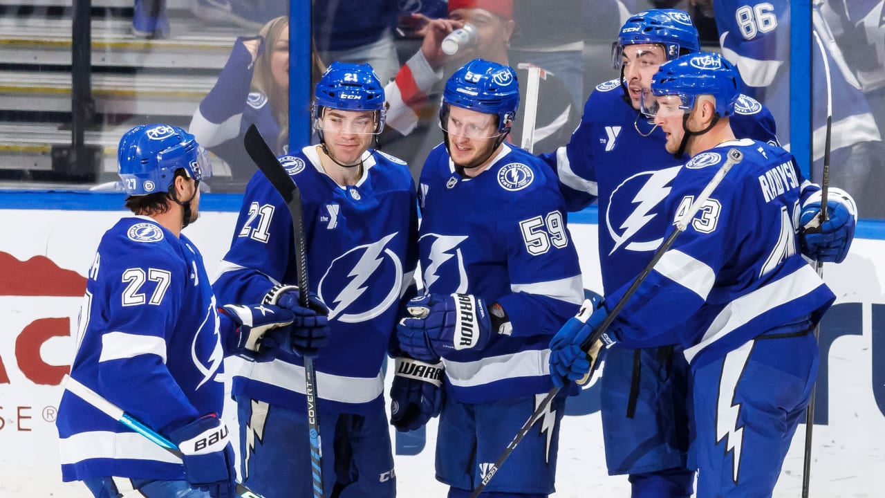 Guentzel scores hat trick, Lightning rally for victory against Sabres ...