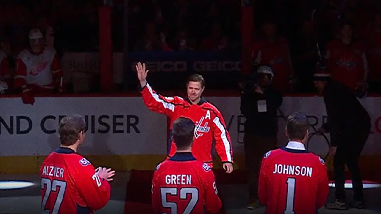 Backstrom receives standing ovation from Capitals fans before ...
