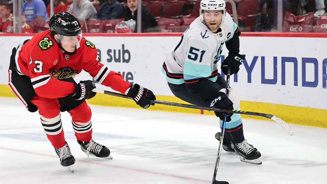 Wright scores twice, Kraken score 6 unanswered to ease past Blackhawks ...