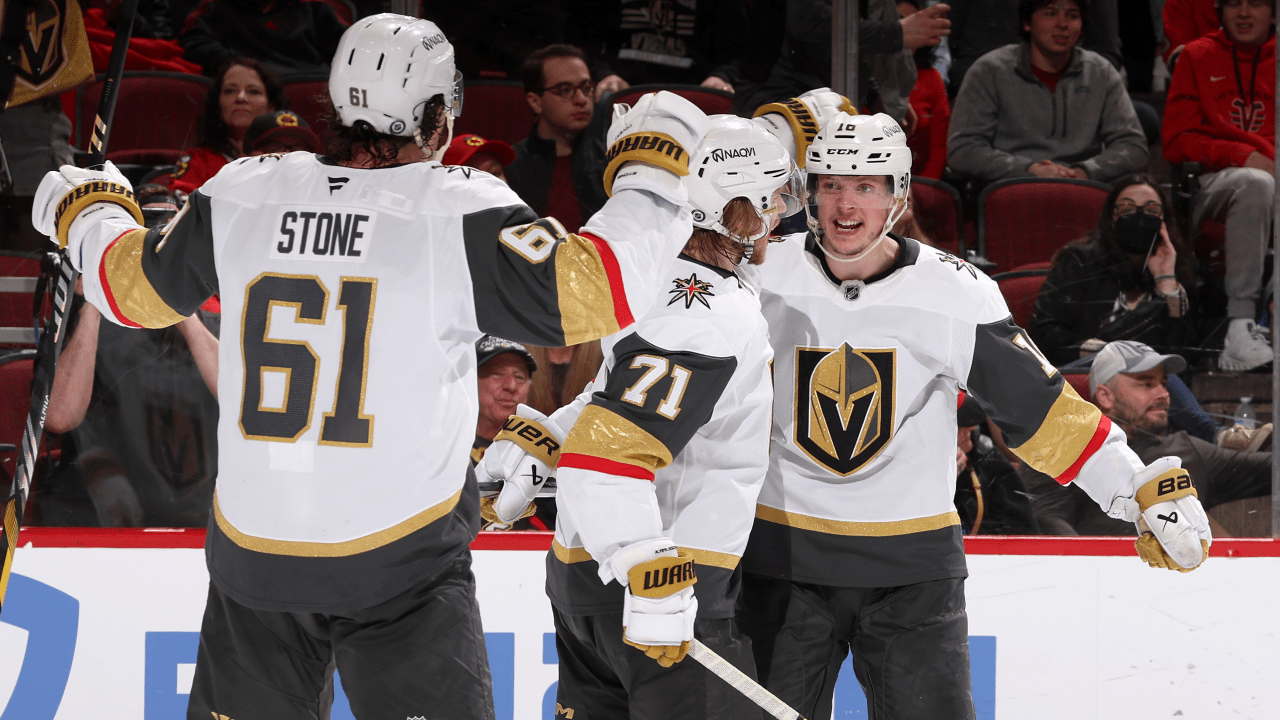 Golden Knights edge Blackhawks despite Donato's hat trick | NHL.com