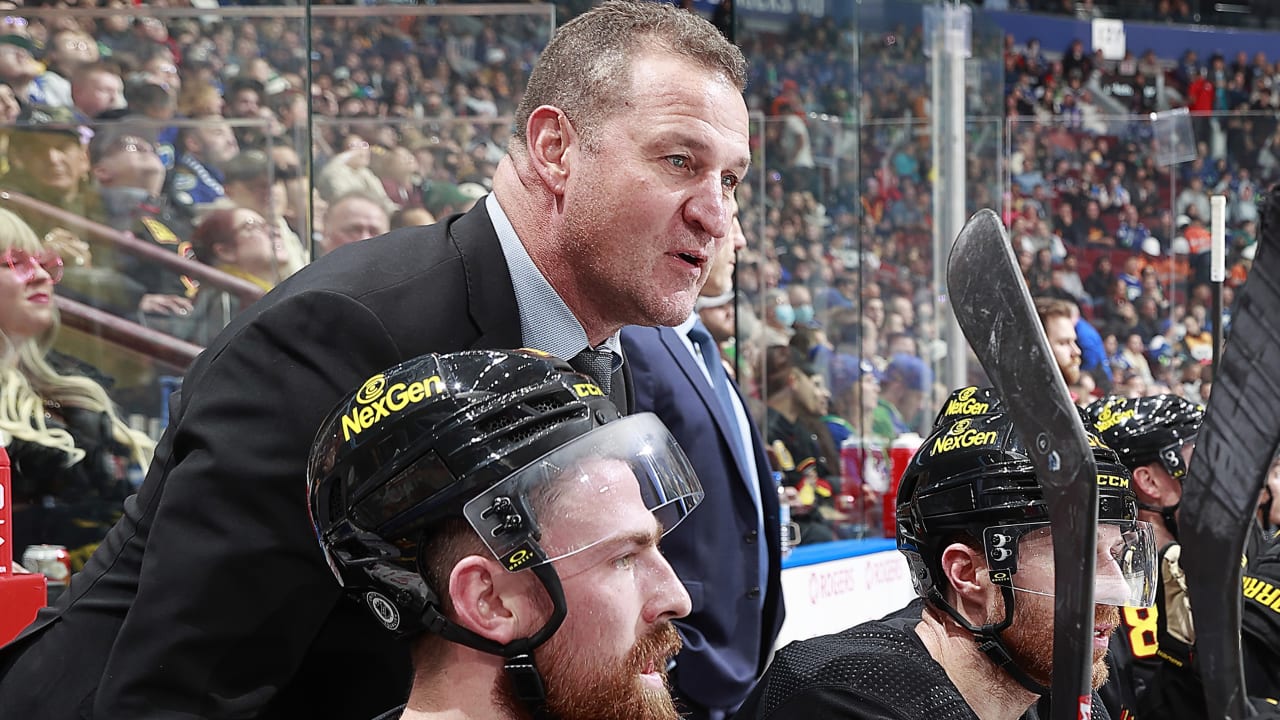 Foote focusing on increased offense as Canucks coach | NHL.com