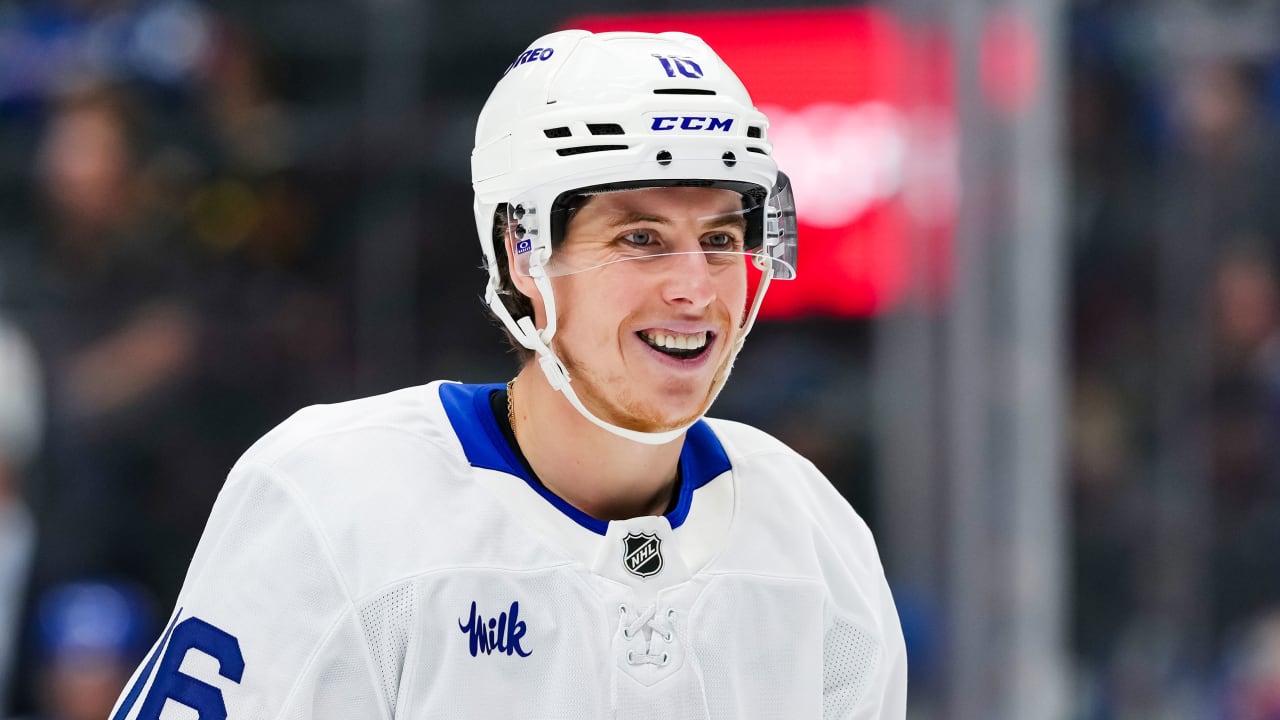 Mitch Marner llega a Las Vegas | NHL.com/es