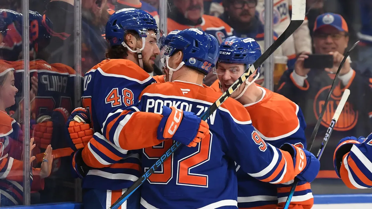 GAME RECAP: Oilers 3, Canucks 1 | Edmonton Oilers