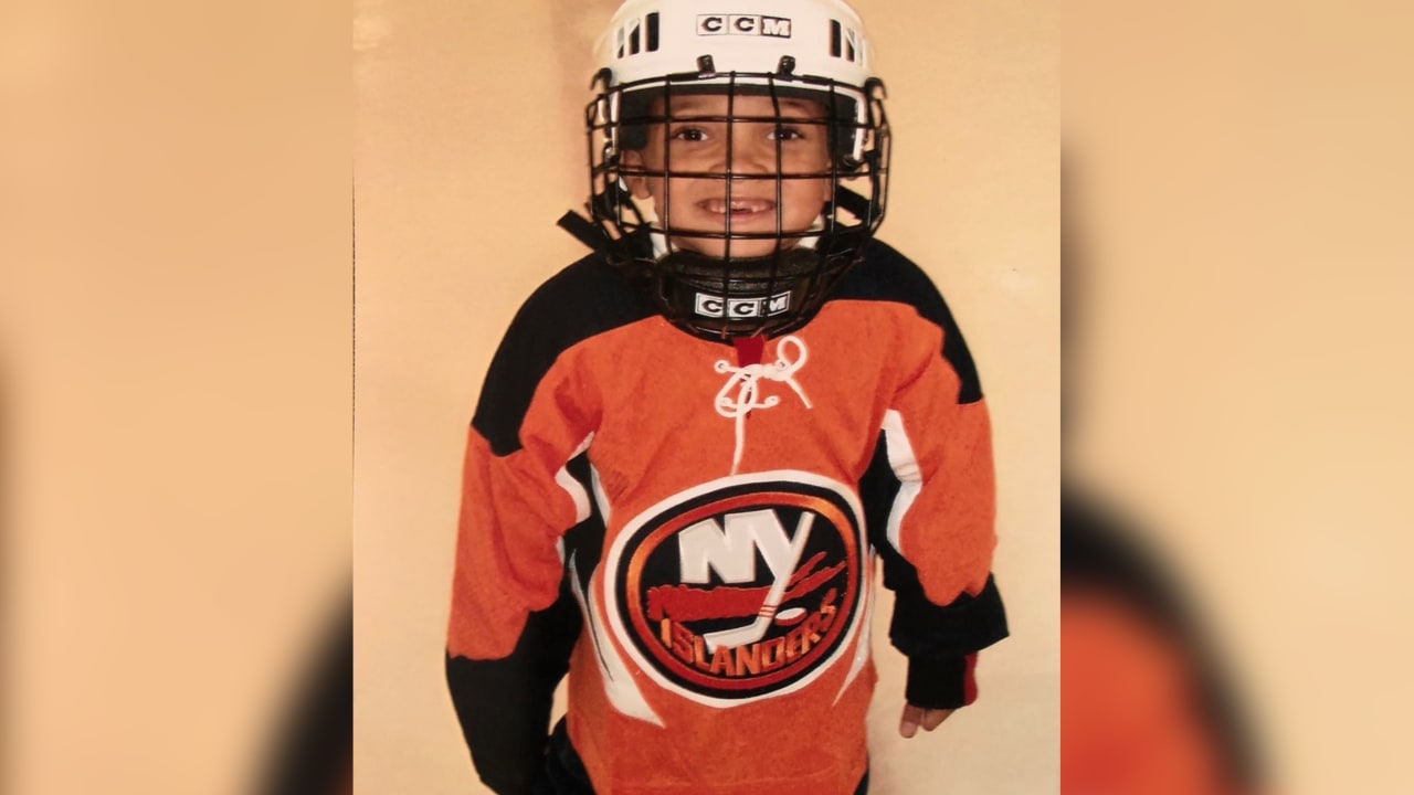 Islanders post cute throwback picture of Warren before 1st game | NHL.com