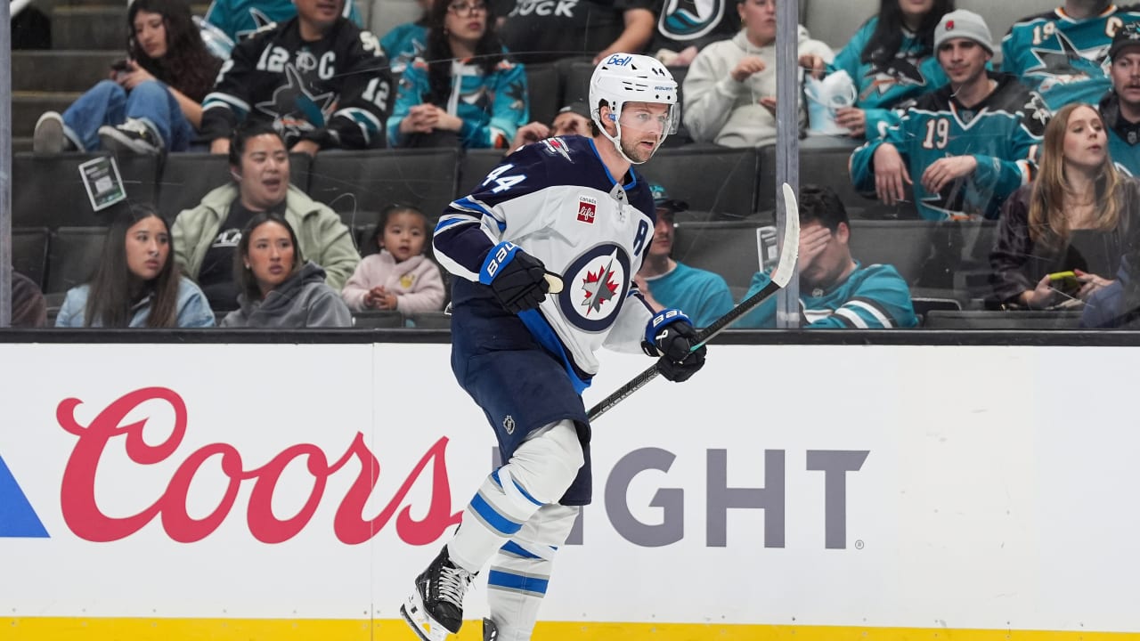 Morrissey strikes first | NHL.com