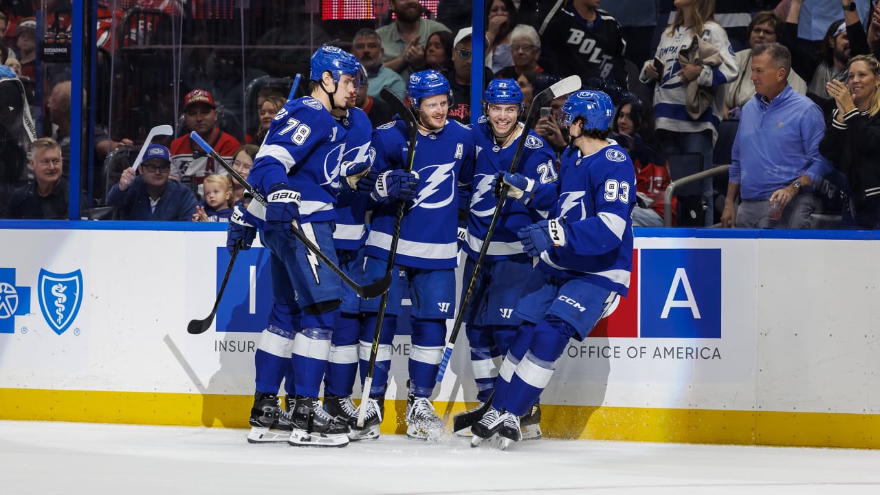 Guentzel scores hat trick, Lightning cruise past Devils | NHL.com