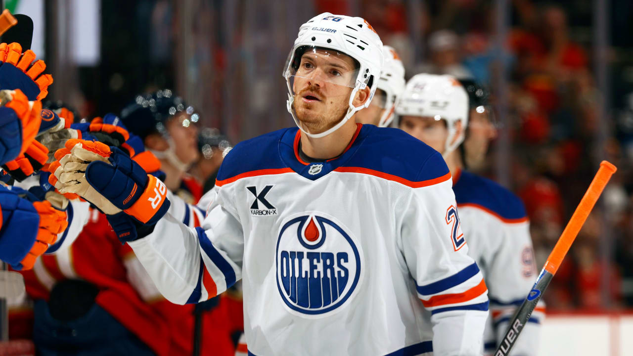 Roslovic scores twice, Oilers hold off Panthers in Stanley Cup Final ...