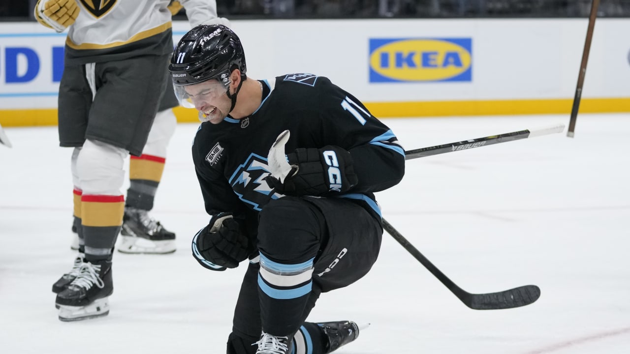 Guenther snaps home game opener | NHL.com