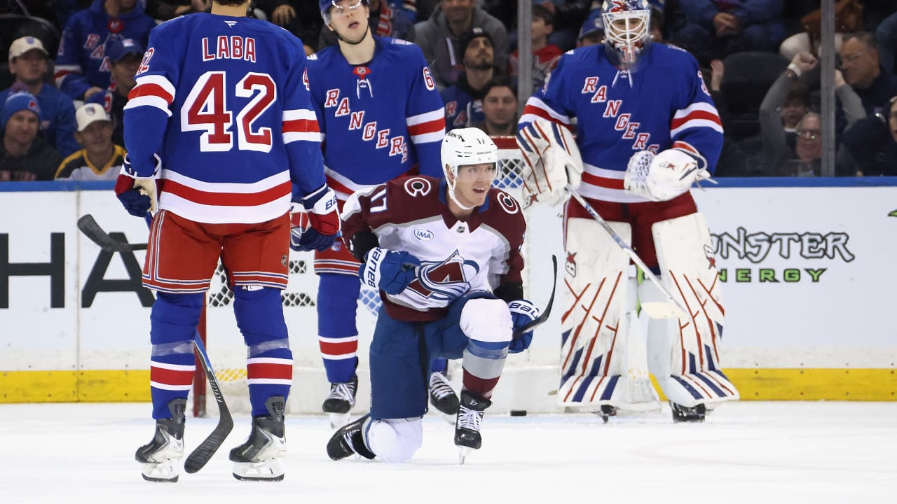 Kelly tips in game opening goal | NHL.com
