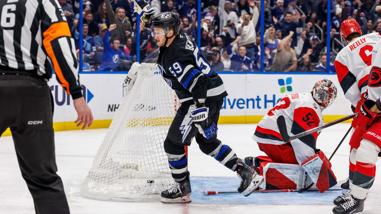 Guentzel scores twice, Lightning rally past Hurricanes | NHL.com