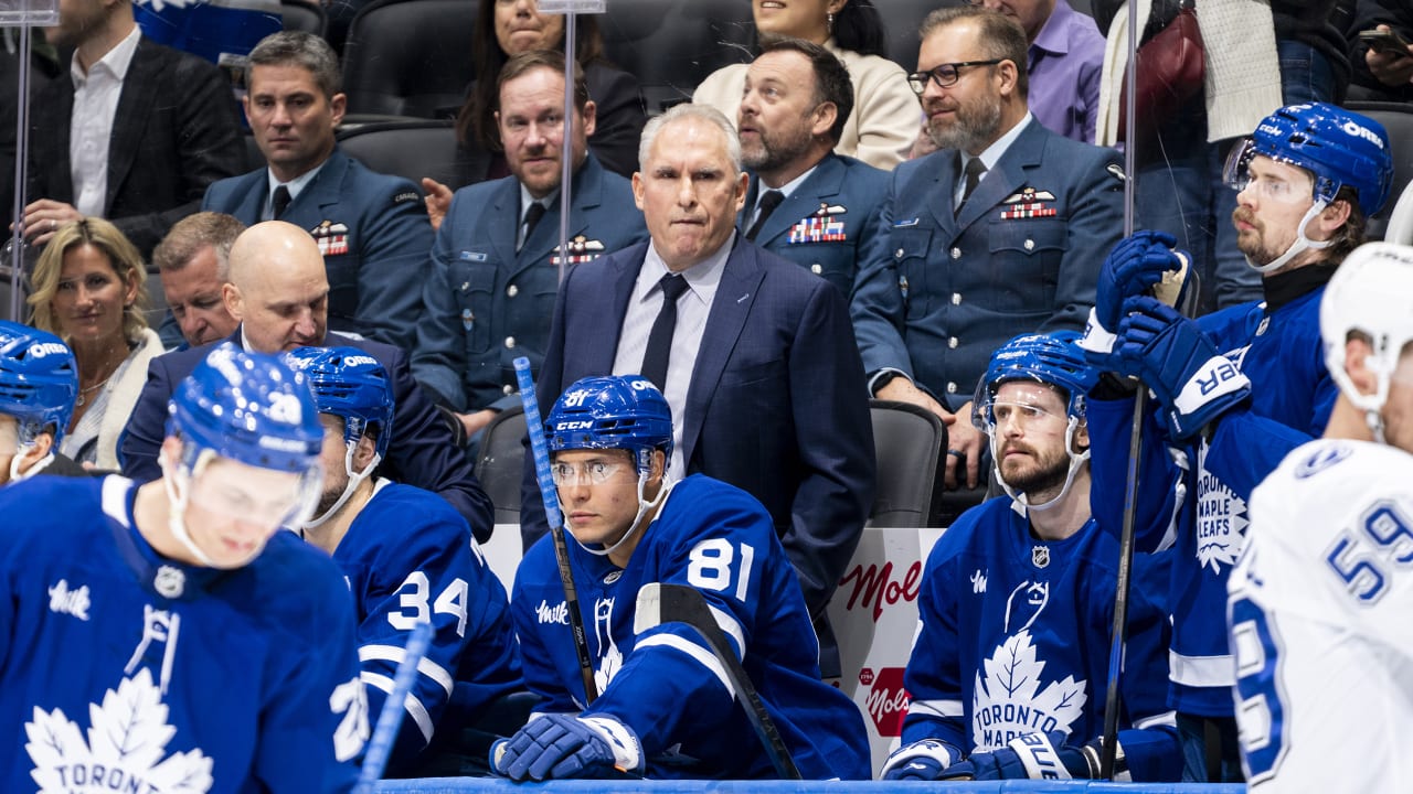 Berube se mantiene como entrenador de los Maple Leafs pese a crisis ...