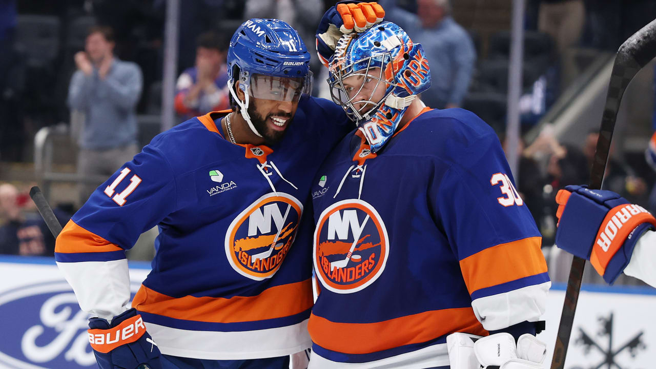 Sorokin gets 44-save shutout in return, Islanders score 9 against ...