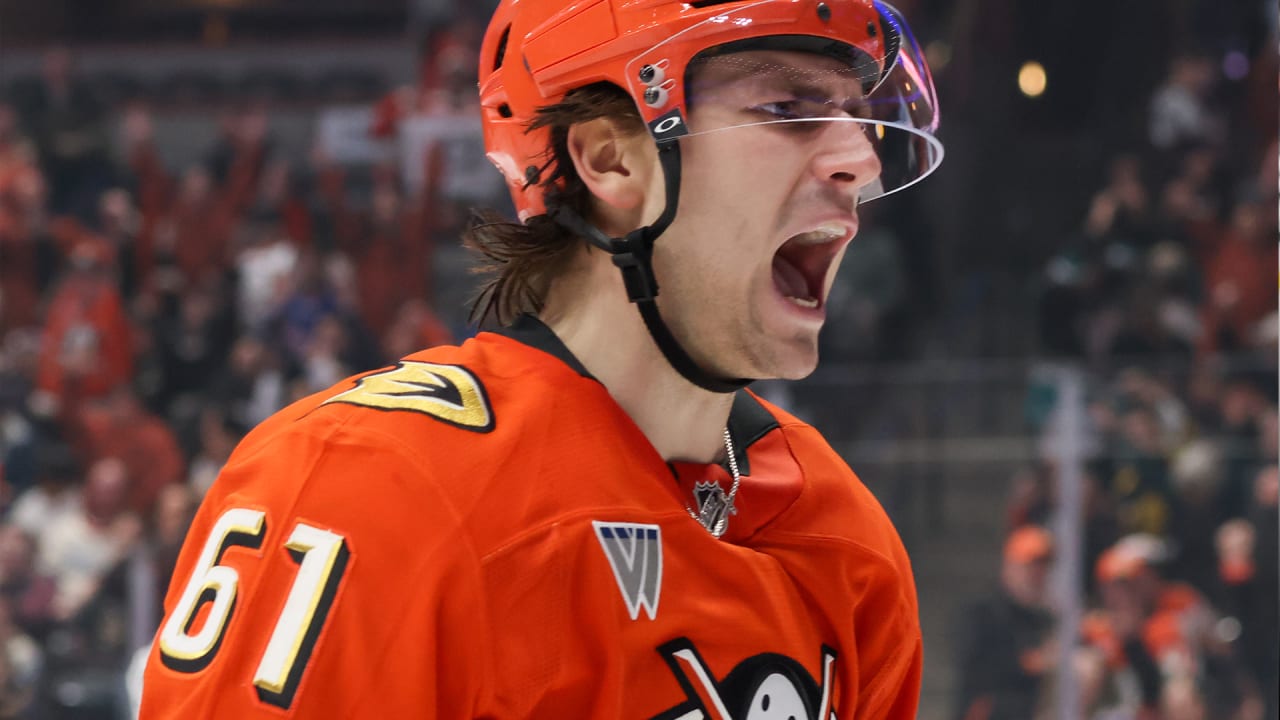 Gauthier tacks on an empty-netter | NHL.com