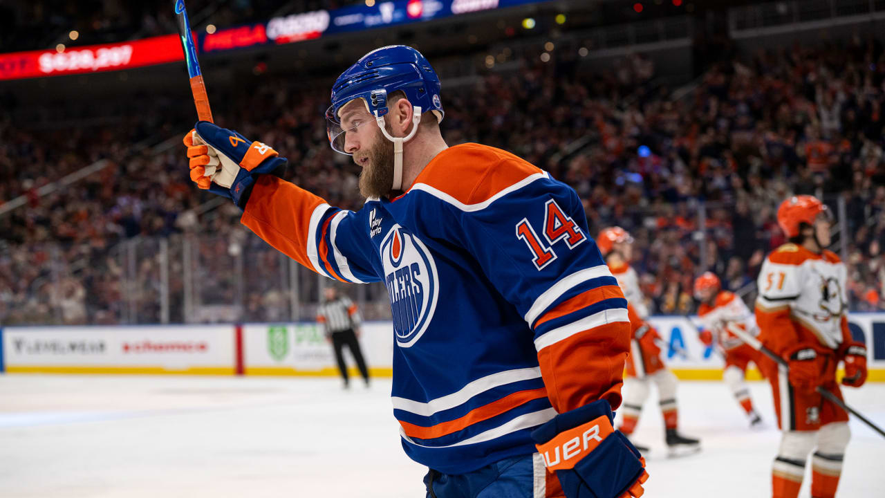 Ekholm gets 1st NHL hat trick, Oilers end Ducks' winning streak at 7 ...