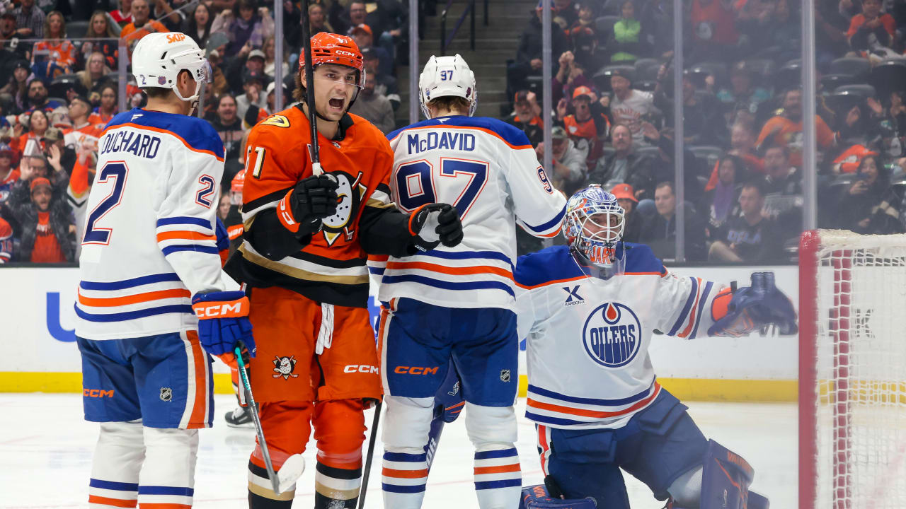Gauthier Gives Anaheim the Lead for Good | Anaheim Ducks