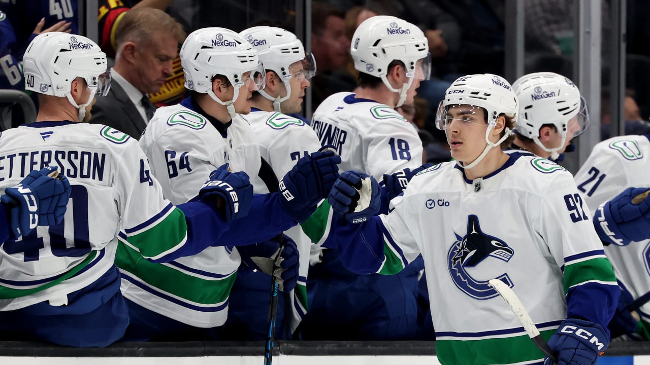 Ohgren goes five-hole | NHL.com