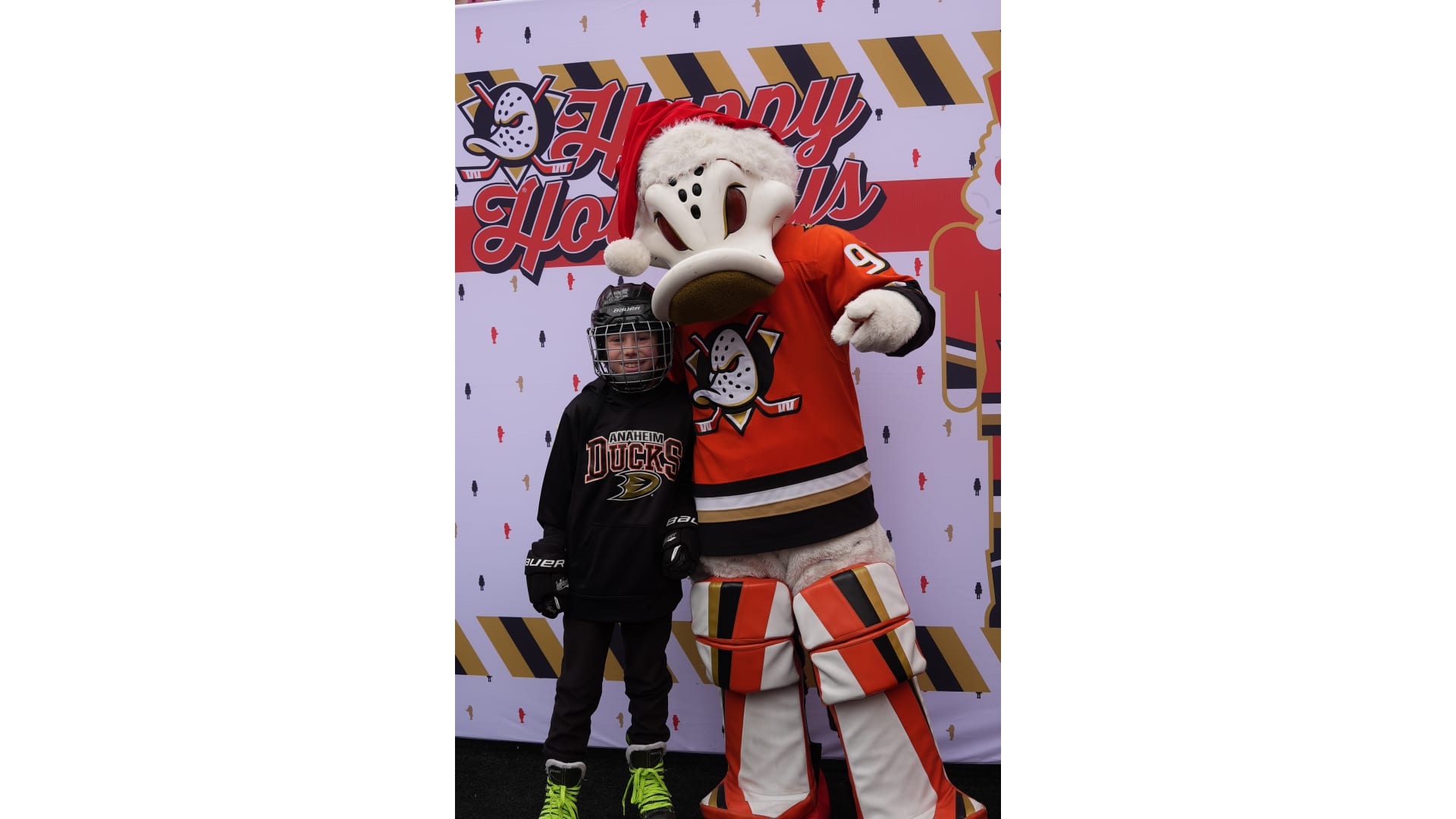 Wild Wings Kids Club Holiday Skate 2025 at Irvine Spectrum | Anaheim Ducks