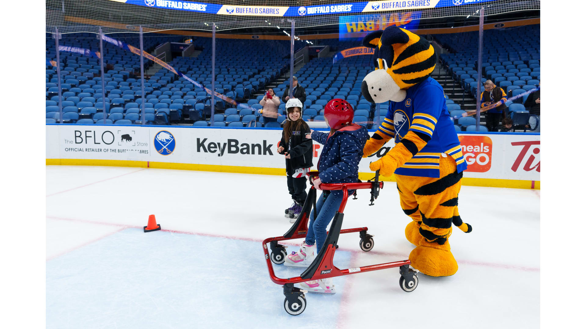 PHOTOS | SABAH Skate | Buffalo Sabres