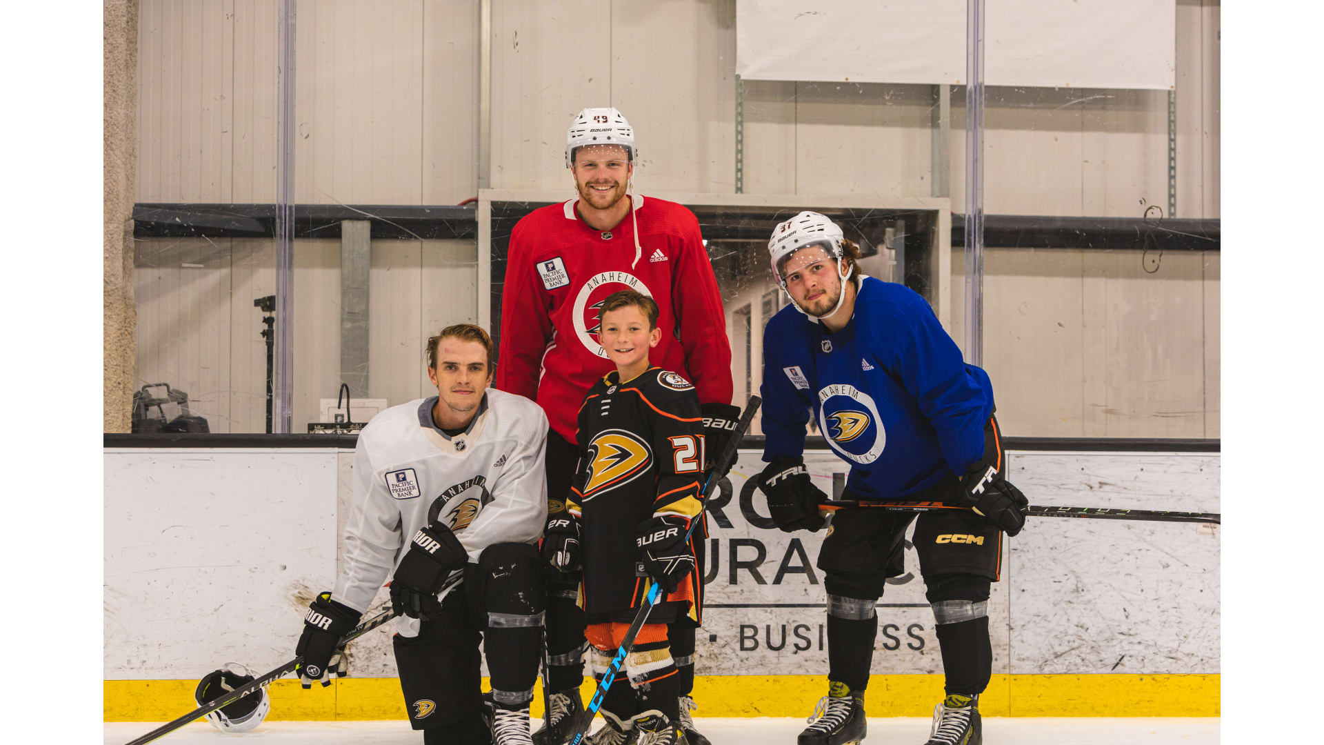 21st Duck Ethan Baroldi Meets the Team | Anaheim Ducks