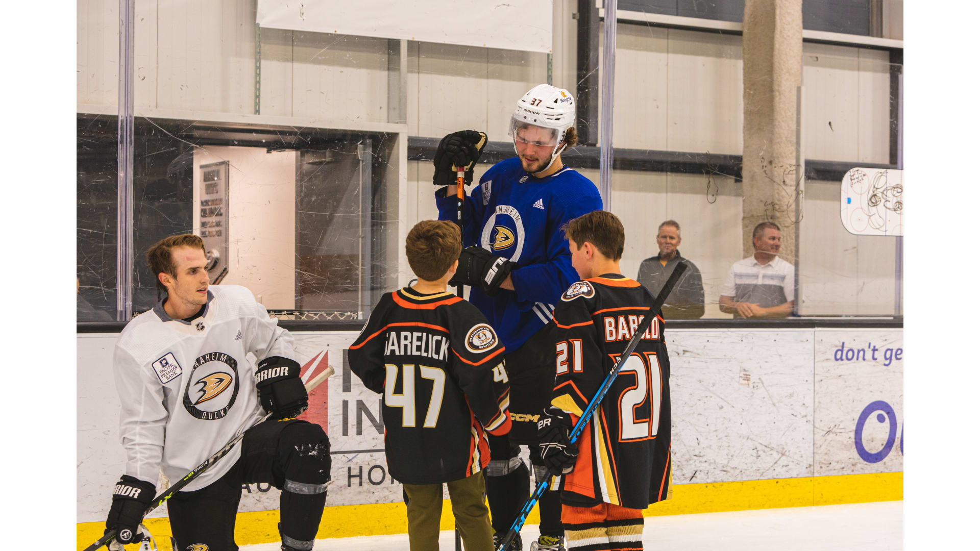 21st Duck Ethan Baroldi Meets the Team | Anaheim Ducks