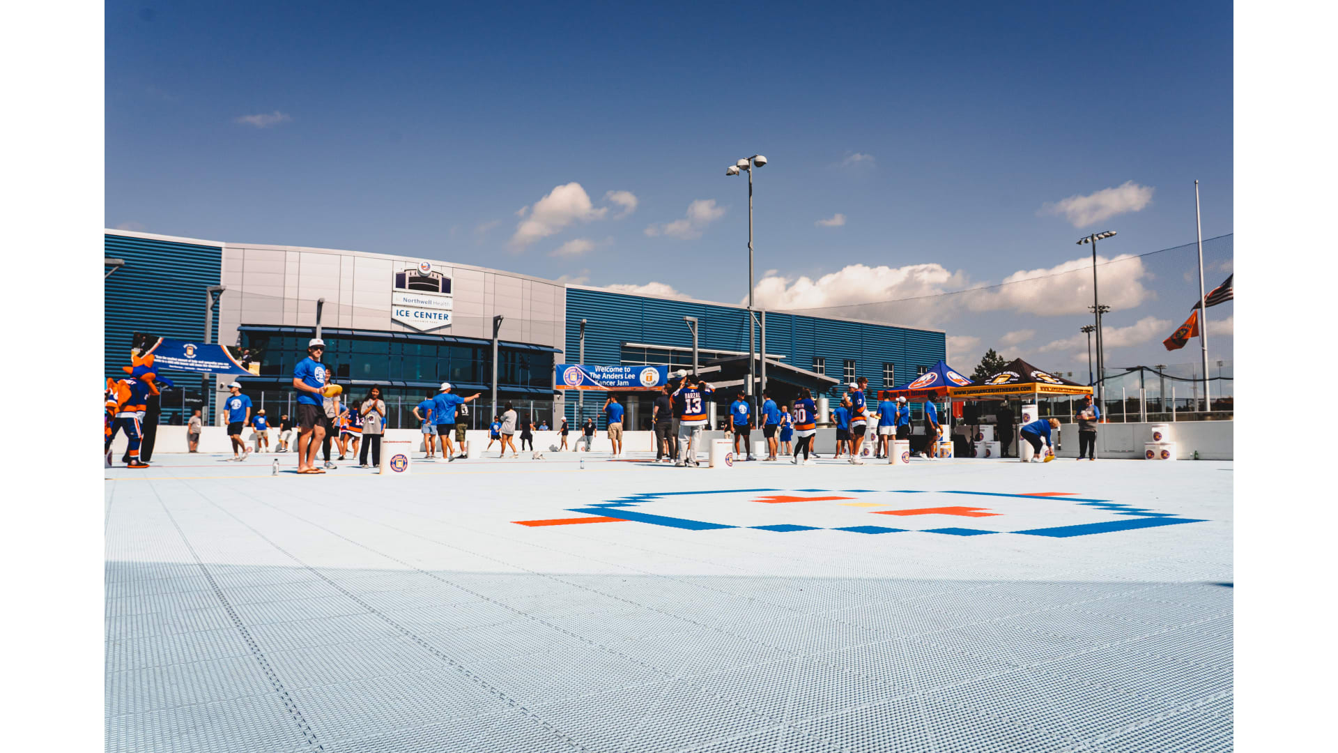 PHOTOS: Anders Lee Jam Kancer in the Kan 2025 Event | New York Islanders